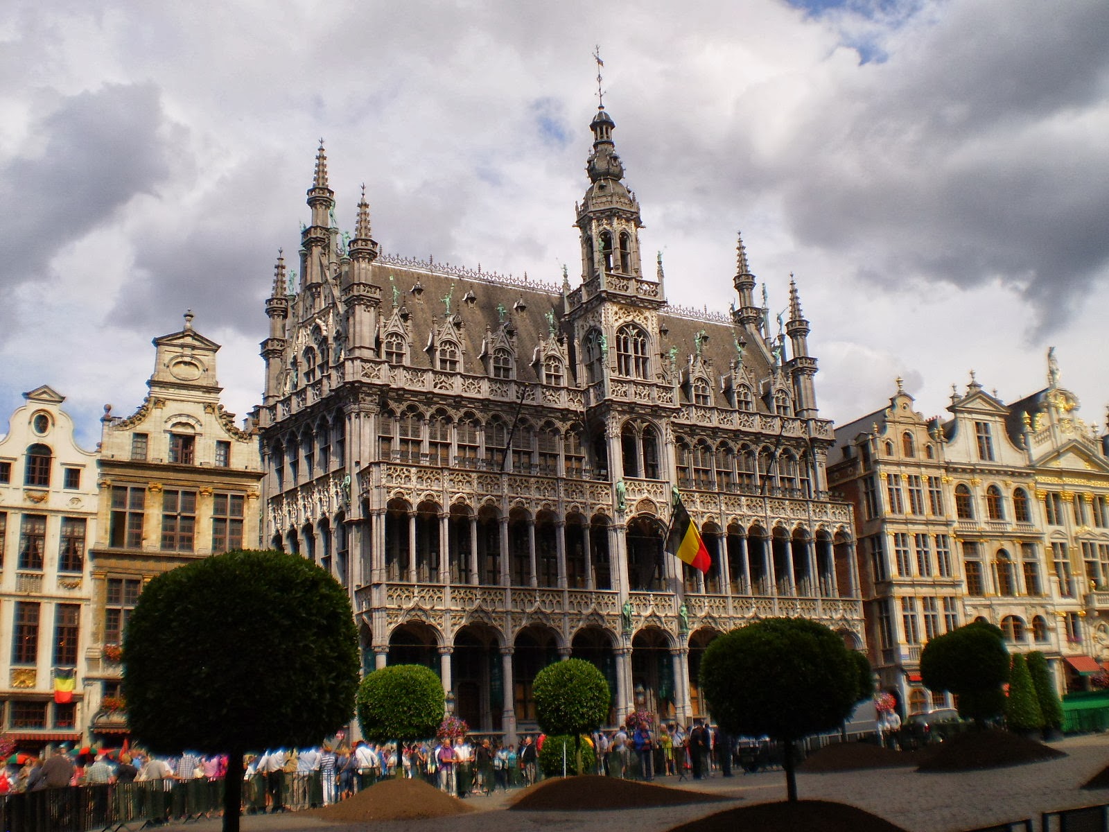 Viajar: Bruselas: De la Grand Place a la Catedral