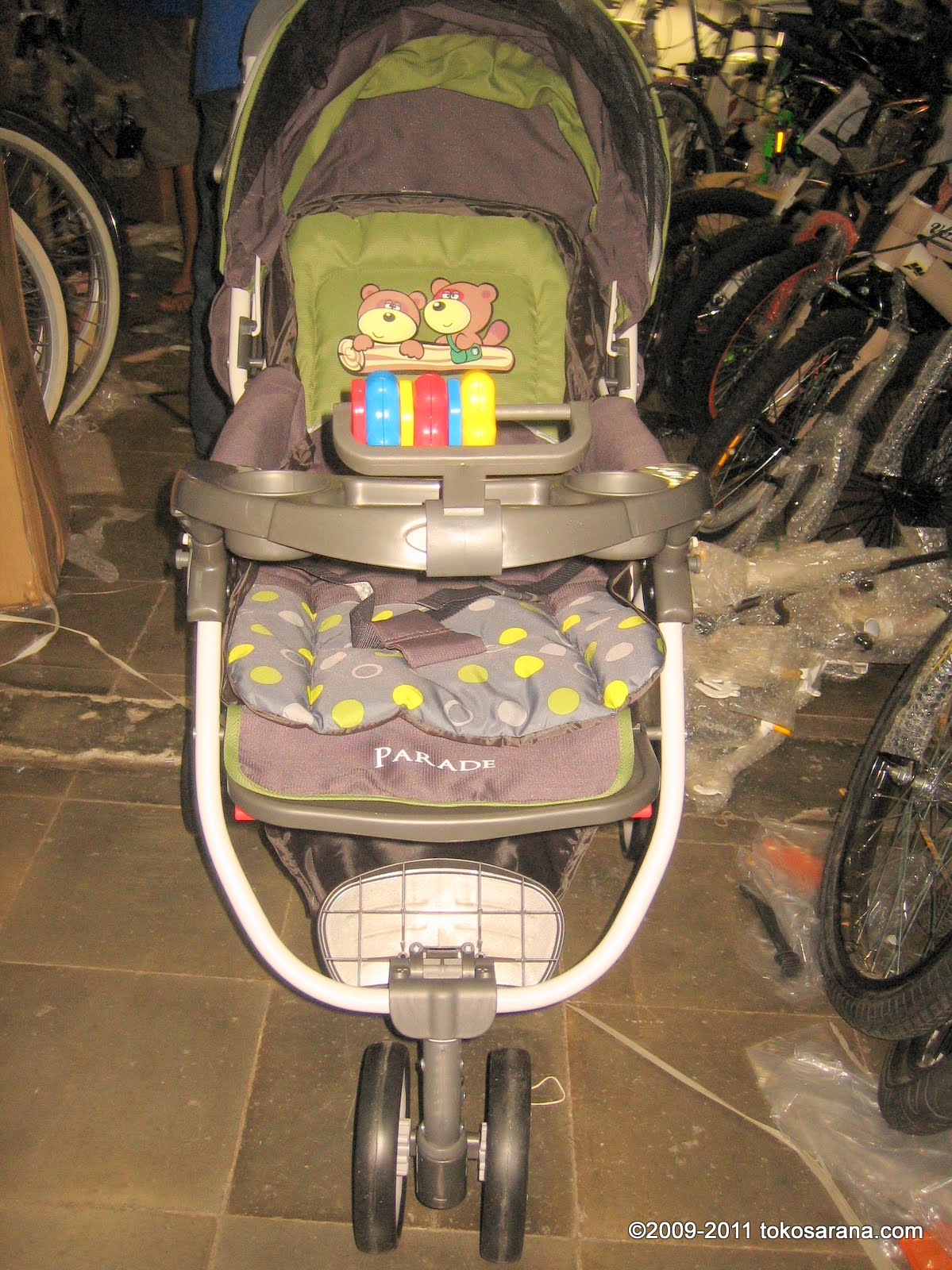 BabyDoes CH275 Parade Three Wheel Baby Stroller ~ News Untuk Anak Anda
