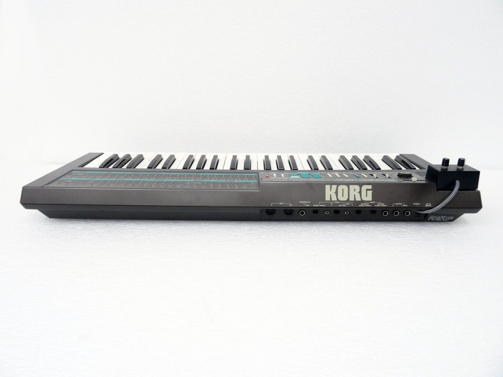 MATRIXSYNTH: KORG POLY-800 Vintage Analog Synthesizer w/ Mod SN 017163