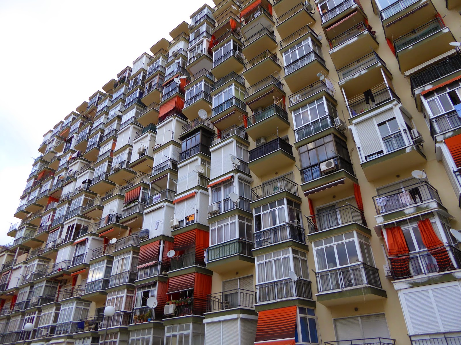 Serie D: arqui_texturas (38): Edificio Vistasol