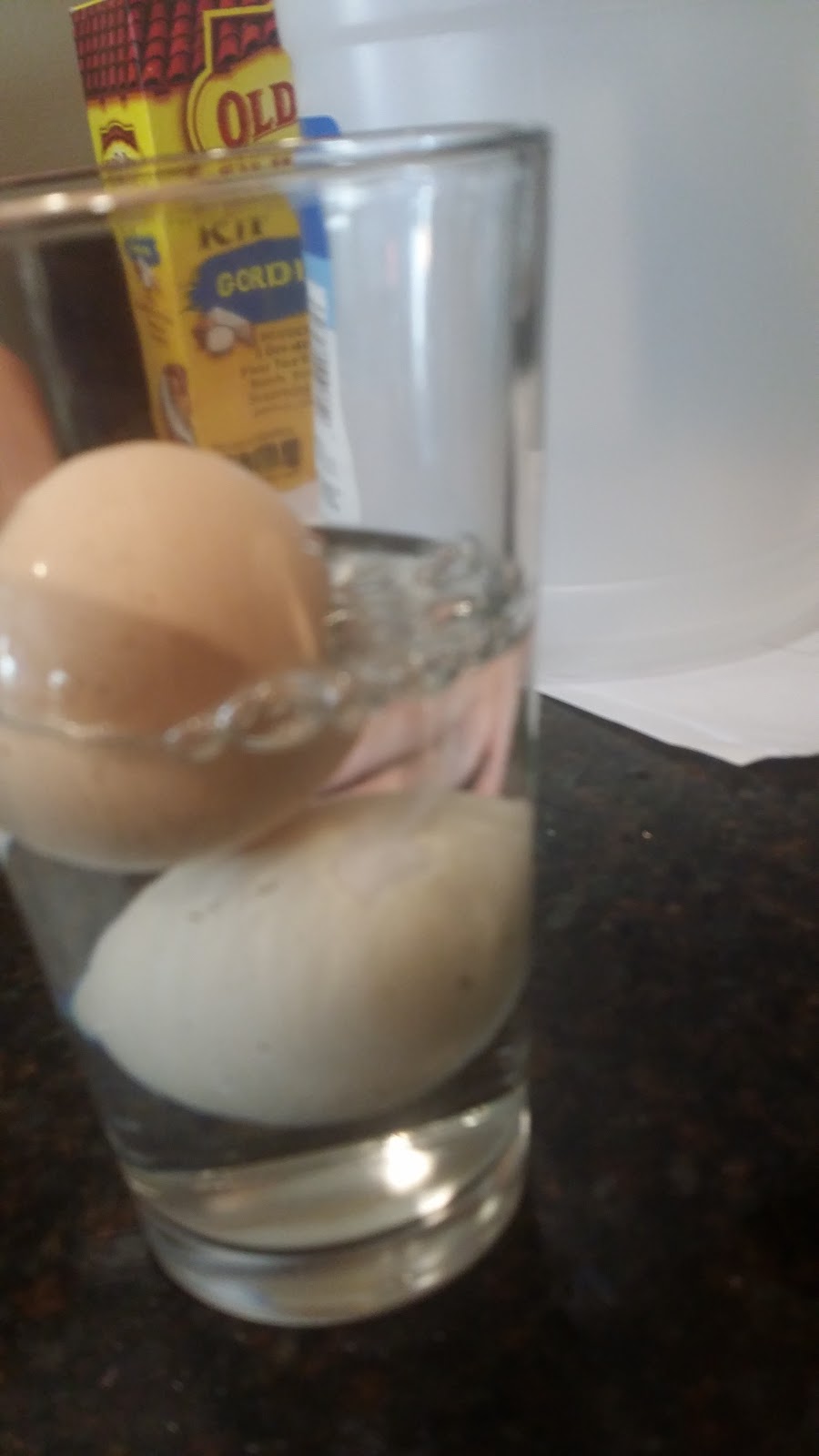 How to Make A Freaky Foldable Egg and BLOW your Friends Minds!!!