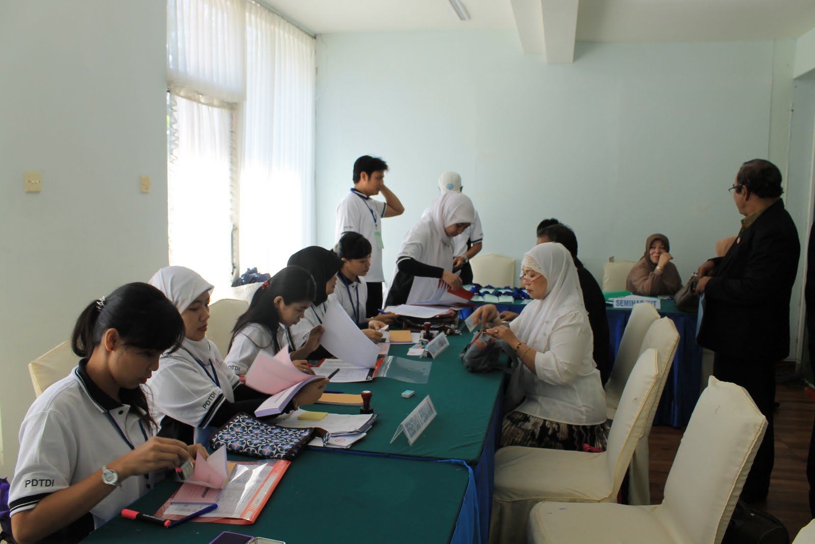 PERTEMUAN ILMIAH II PERSATUAN DOKTER TRANSFUSI DARAH INDONESIA | UNIT ...