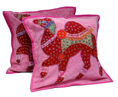 Pinky Guerrero: #PinkyCamel pinking up your hump day