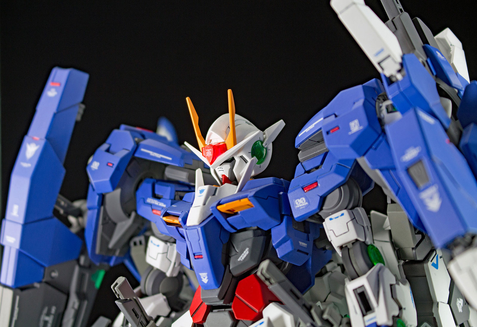 Custom Build: MG 1/100 GN-0000 + GNR-010 / XN 00 00 Raiser Seven Sword / G