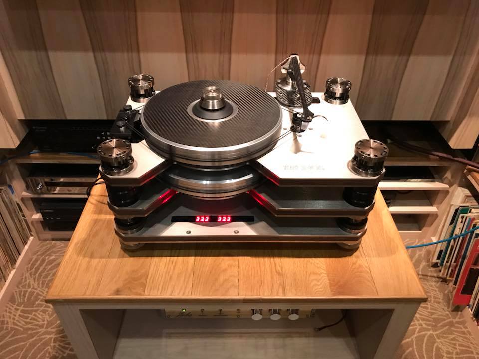 KRONOS LE WITH AND BLACK BEAUTY TONEARM INSTALLATION – M & S | Ultimate ...