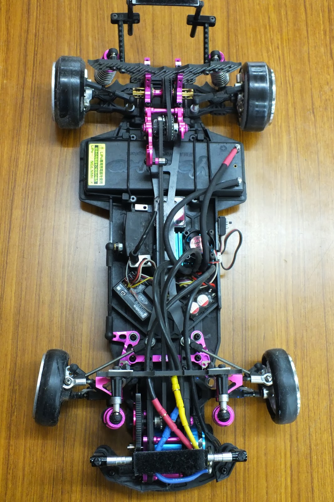 Sugiura RC: Sakura D3 RWDです。