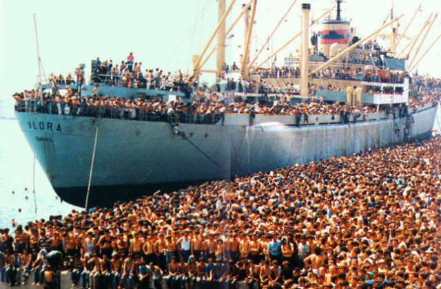 8 agosto 1991: il Vlora sconvolge la città di Bari - The European Journal