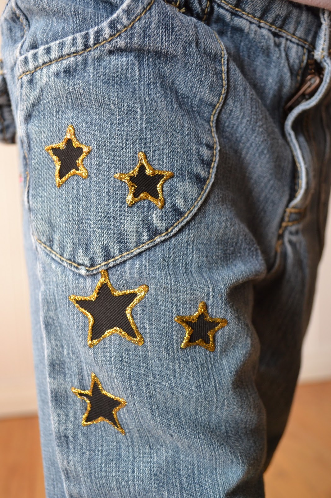 Over The Apple Tree: Creative Patches For Kid's Jeans