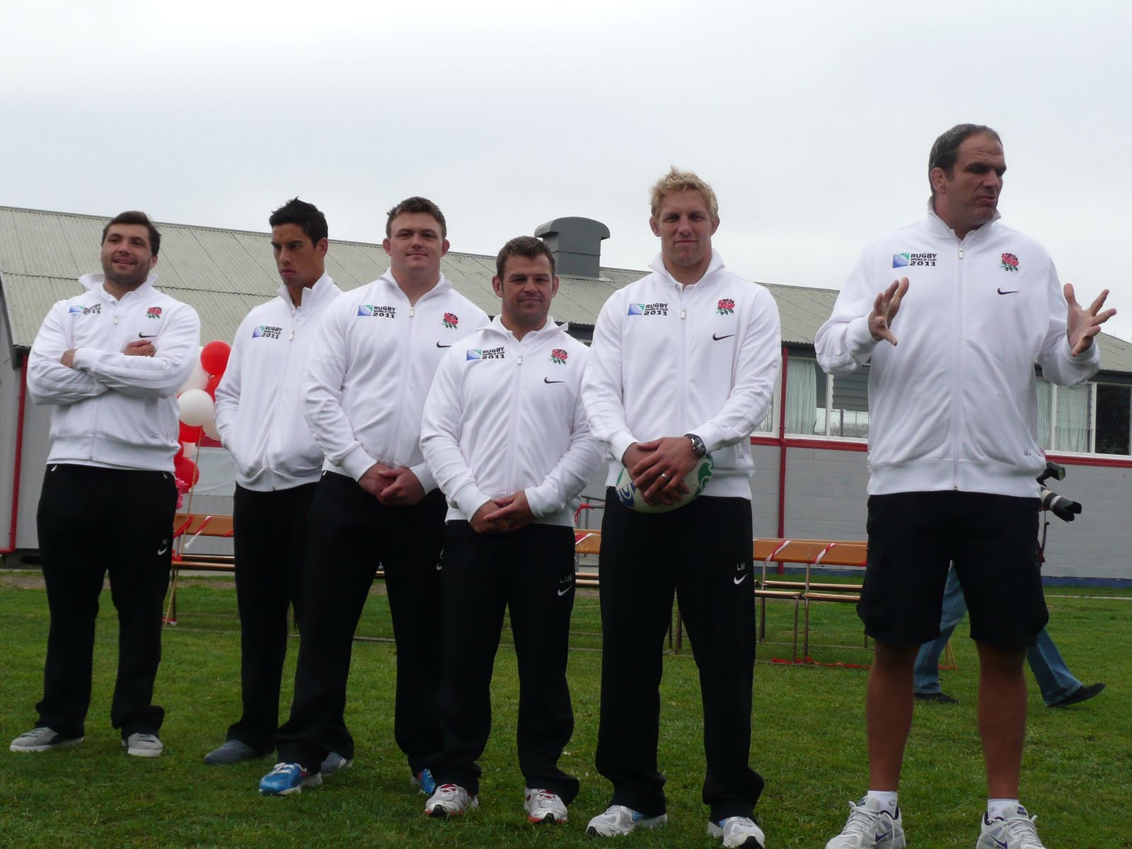 Woolston School Blog: England Rugby Team Visits Woolston School