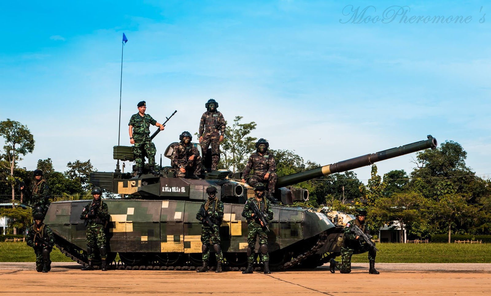 THAIDEFENSE-NEWS: รวมภาพ รถถังหลัก OPLOT - กองพันทหารม้าที่ 2 พล.ร.2 รอ.