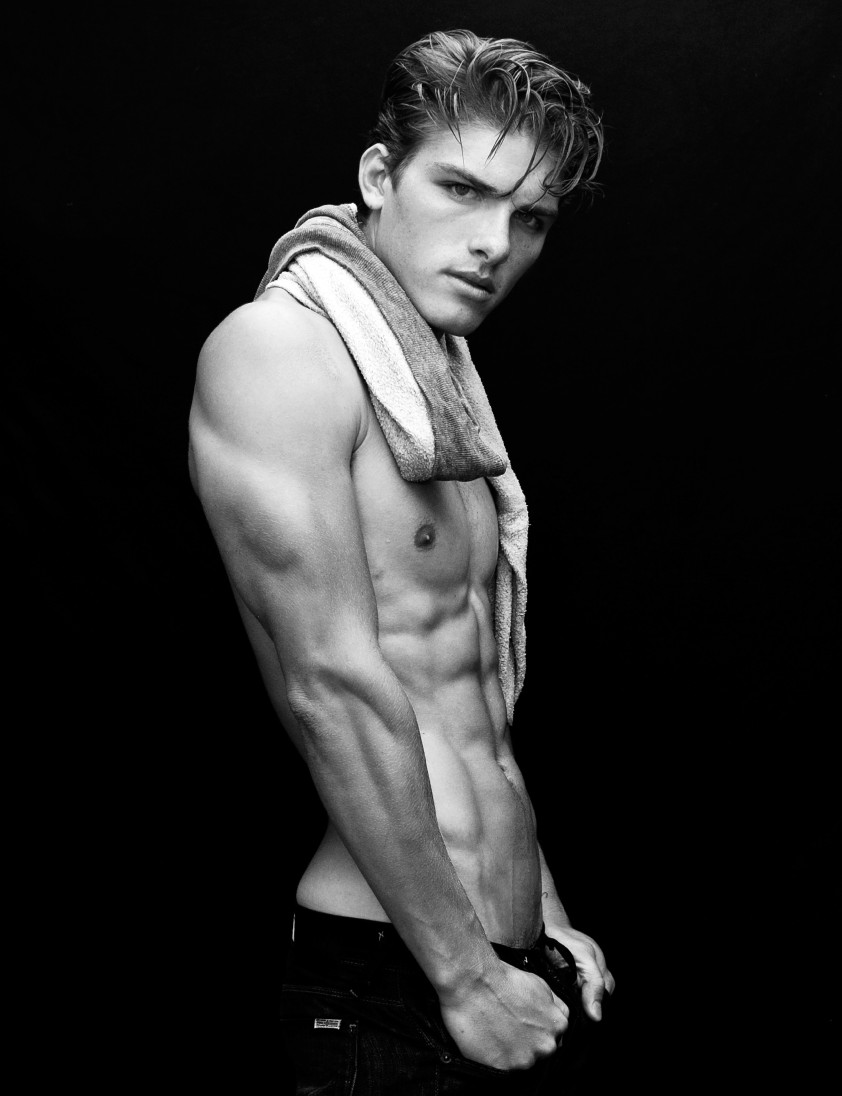 Oh yes I am: Austin Victoria by Christian Rios