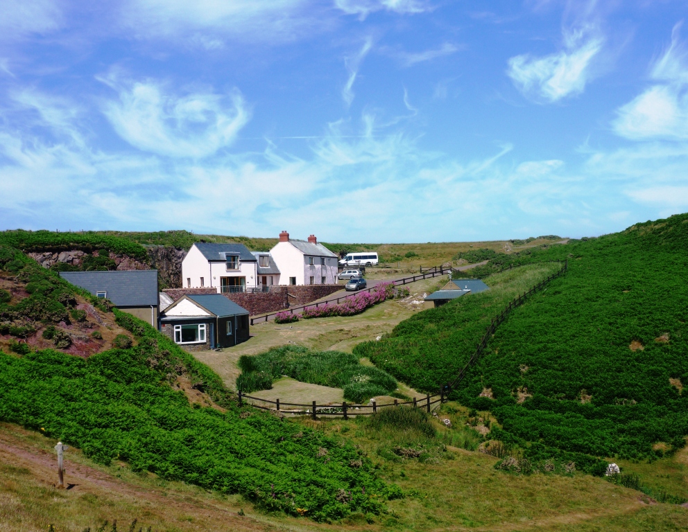 ten years, twenty one photos - The Art of Unpacking