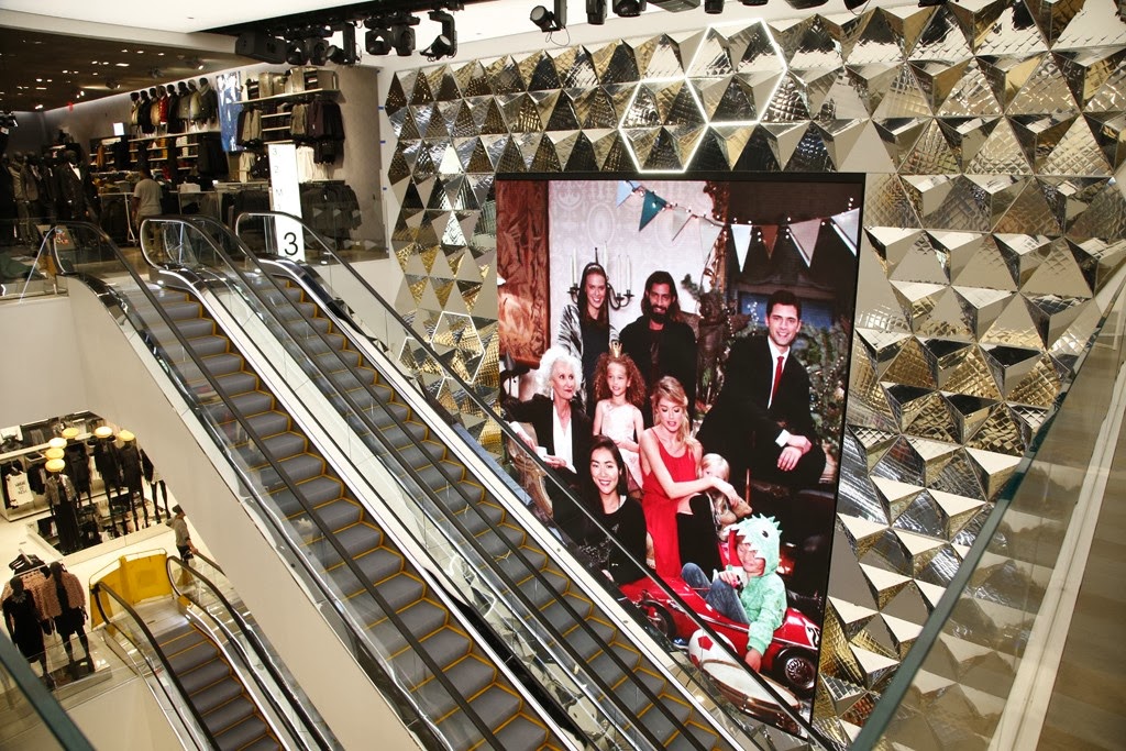 H&M High-Tech Flagship Store in New York Times Square