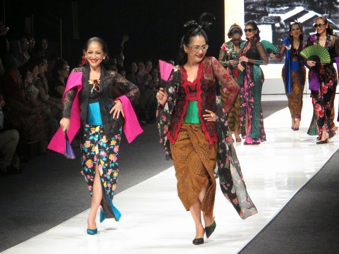 Kumpulan Foto Model Baju Kebaya Era 60 An - Trend Baju Kebaya