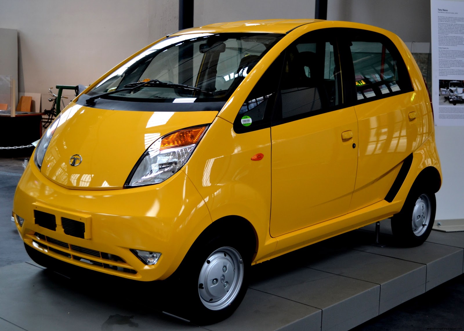 Tata Nano | Wallpapers Gallery