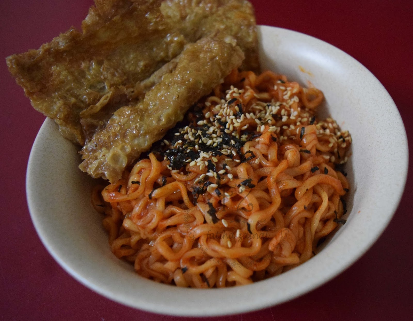 Halal Samyang Ramen Hot Chicken Flavor | Fatiha Zainal