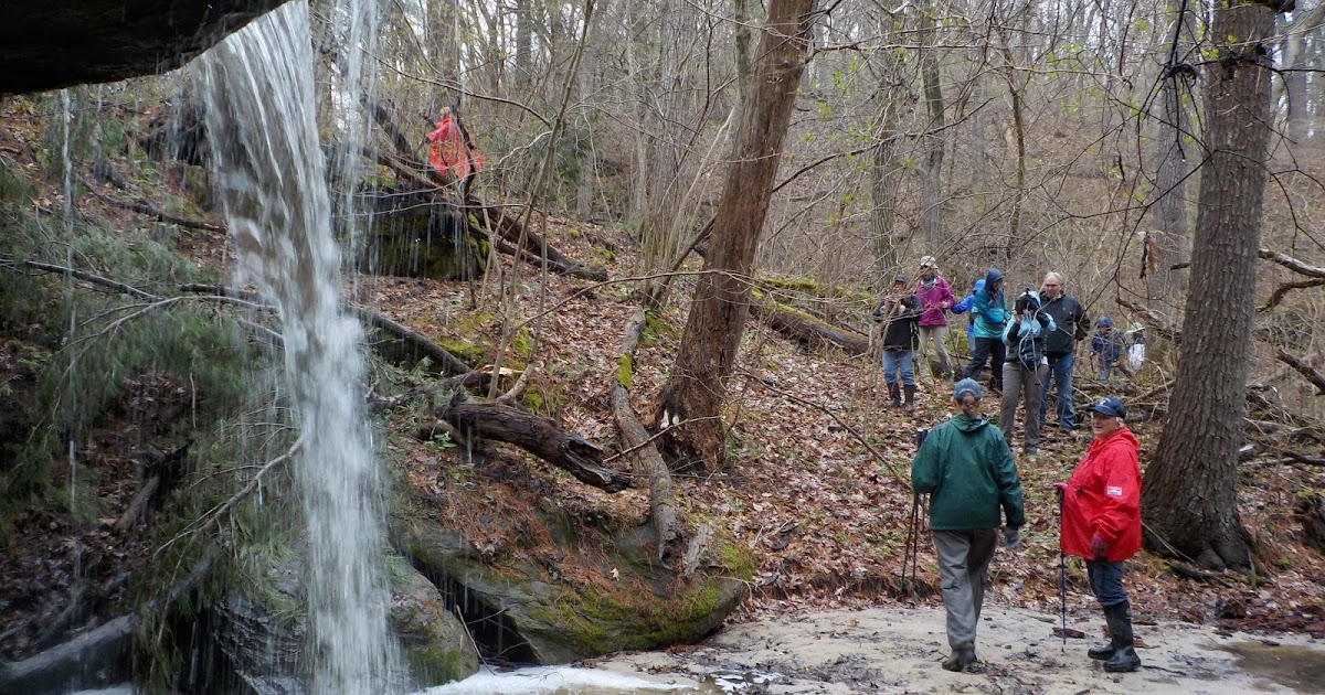 Hike Starved Rock: Starved Rock Nature Preserve 04-18-2019