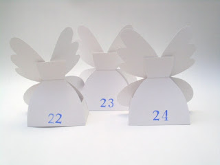 Handmade Paper-Heaven: Angel Advent calendar boxes / Cutii ingeri de Advent