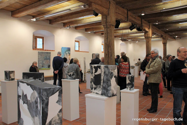 Regensburger Tagebuch: Zweierlei - Ausstellung im Kulturstadel Hemau