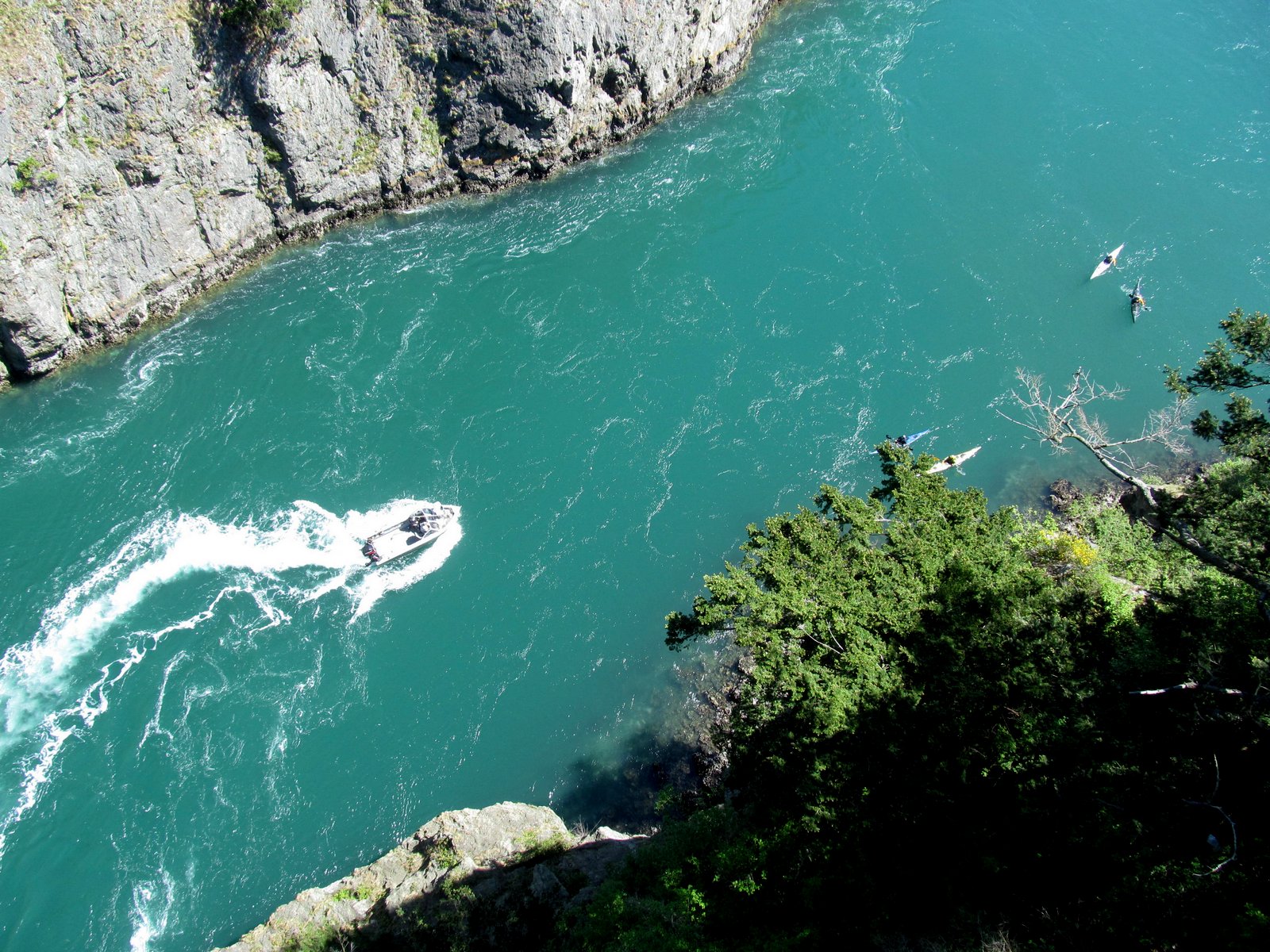 Gravel Beach: Deception Pass