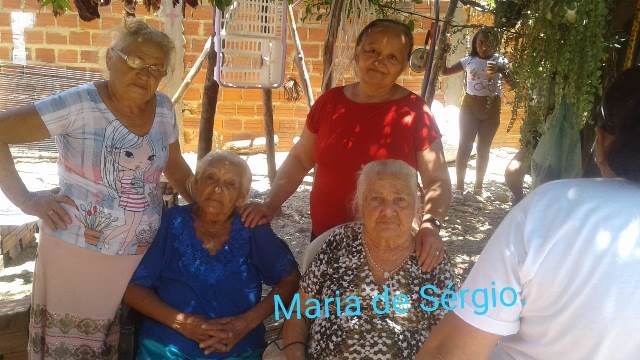 Maria Luiza de Barros comemora 87 anos nesta quinta-feira (25)
