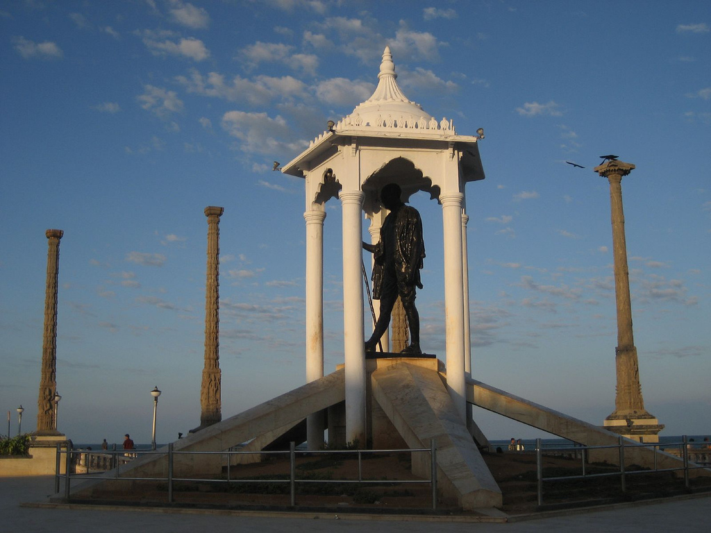 Pondicherry Tourism: Mahatma Gandhi Statue, Puducherry