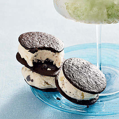 All Over The World: Nabisco Famous Chocolate Wafers