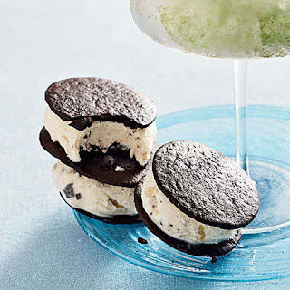 All Over The World: Nabisco Famous Chocolate Wafers