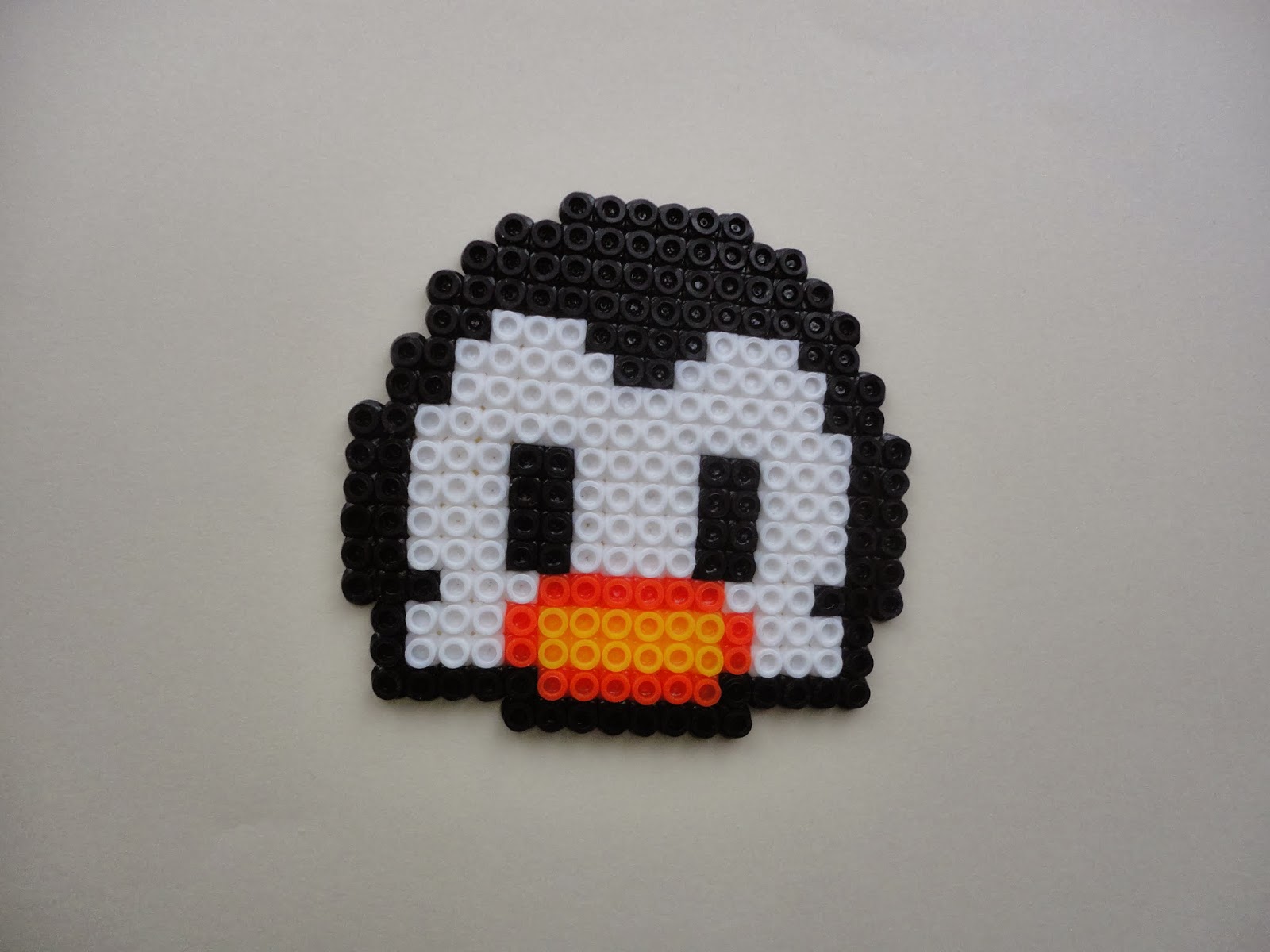 Pixel Art-E: Pingüino en Pyssla