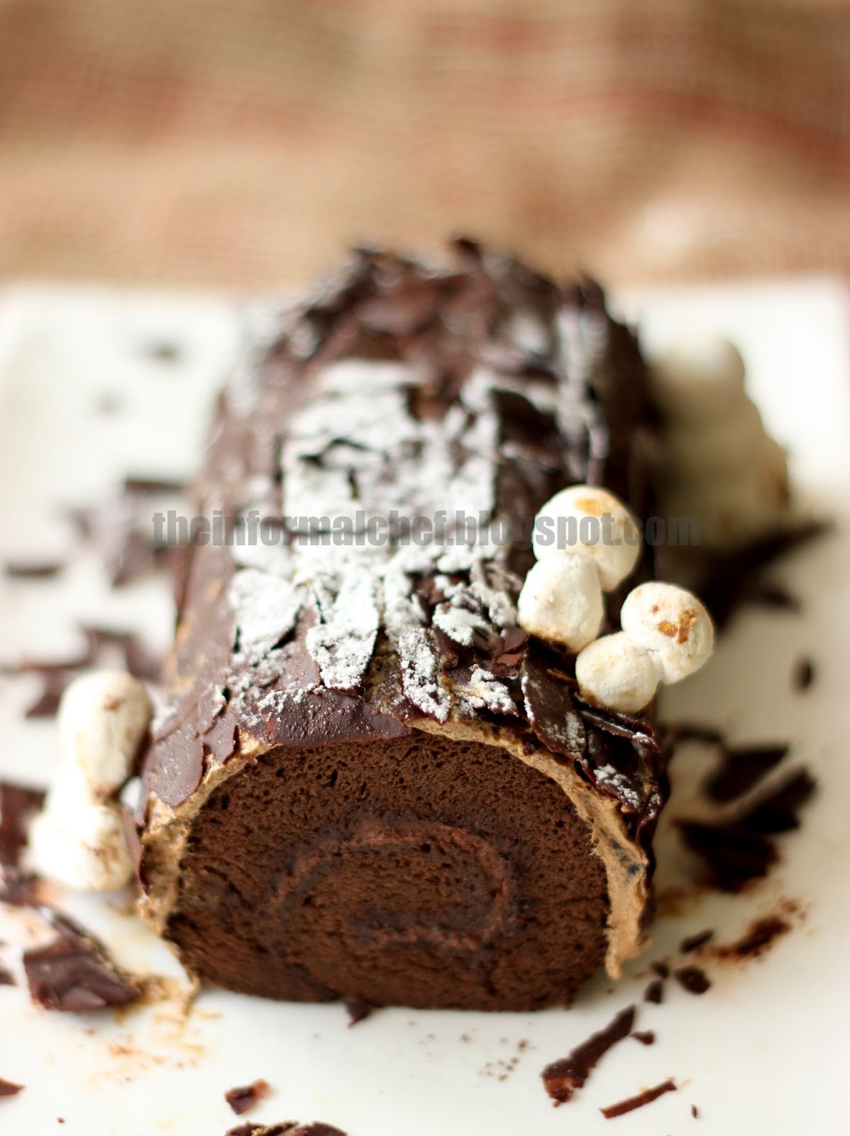 The Informal Chef: Chocolate Yule Log Cake 巧克力树桐蛋糕