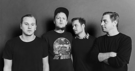 Here Comes The Flood: Van Dammes: Vild Days