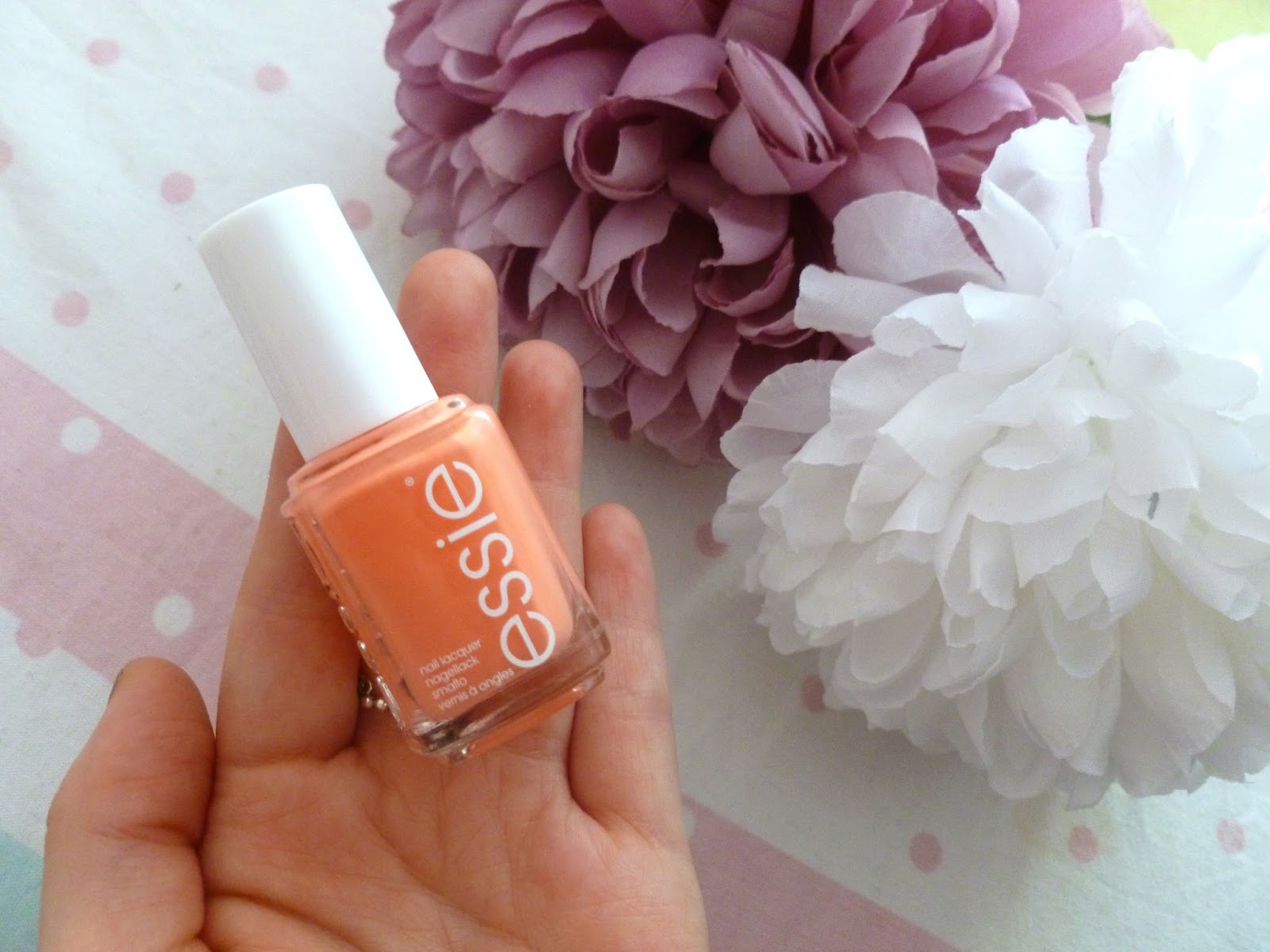 Essie Peach Side Babe - NOTD | Mammaful Zo: Beauty, Life, Plus Size ...