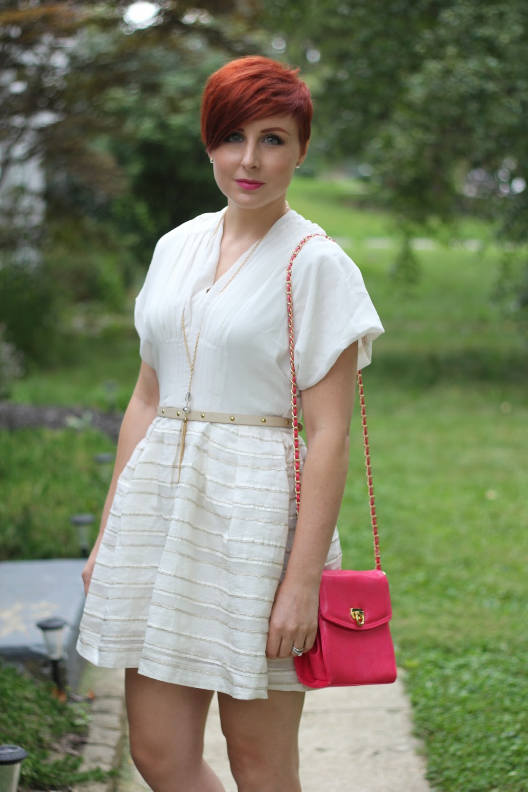 Thrift and Shout: Cute Outfit of the Day: Mystery Dress