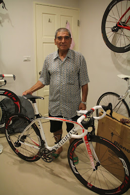 小偉單車: 第4 批 2011 GITANE THE ONE ISP 完工 & 交車 # 1 (白色版)