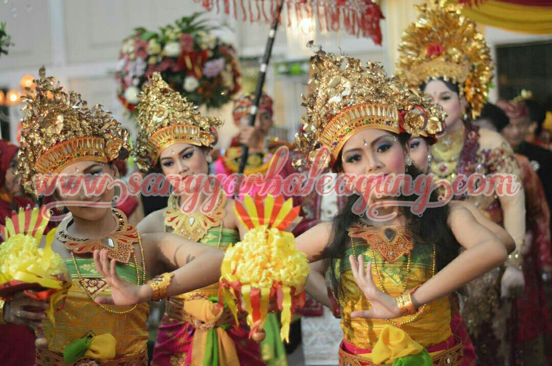 Penari Bali Surabaya: Tata Rias Penari Bali