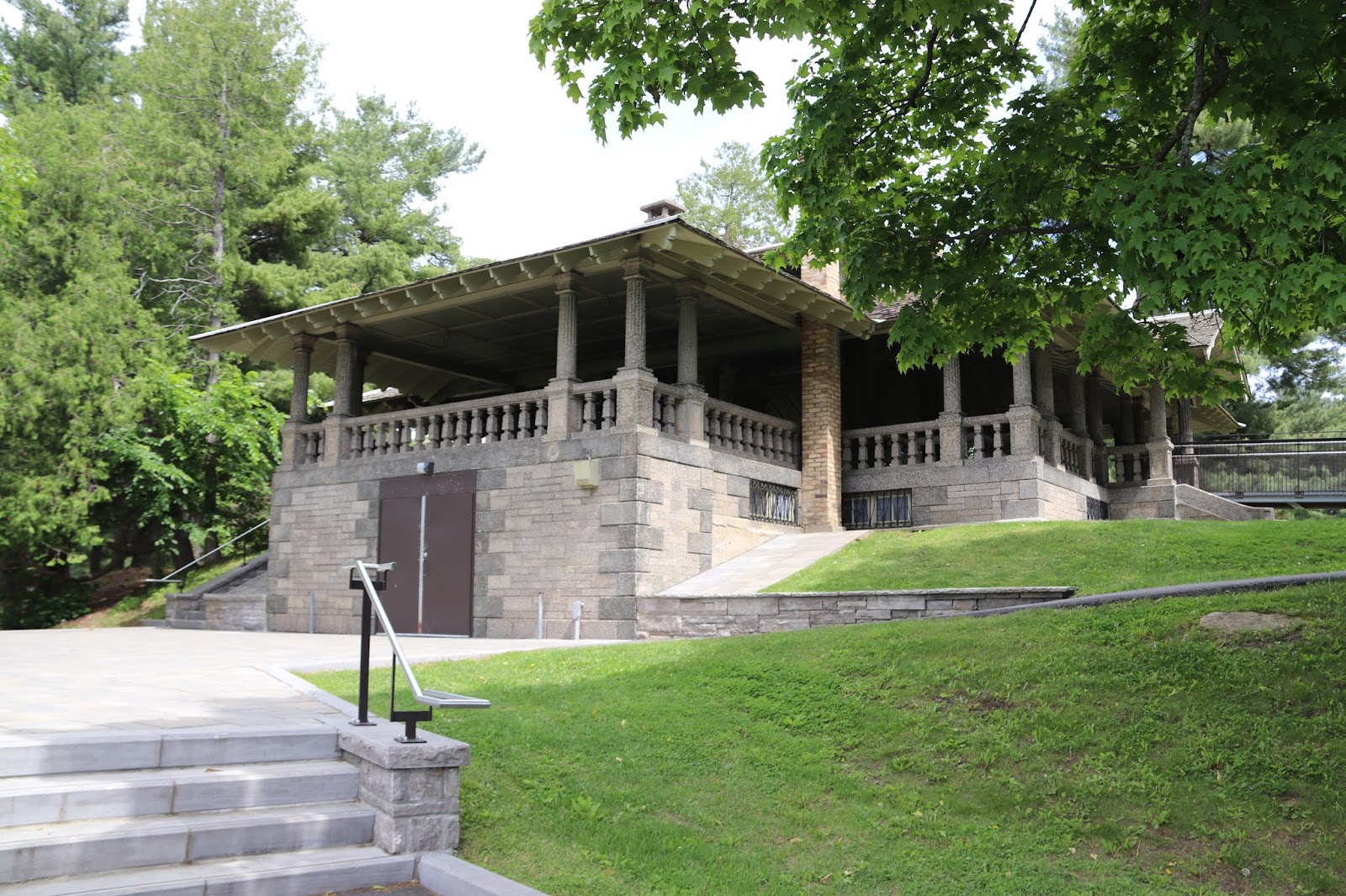 Memorials in Ottawa: Rockcliffe Pavilion