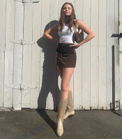 Starlet Arcade: Hot Simone Beres