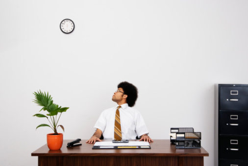 wannabe / employee: are you a clock-watcher at work?