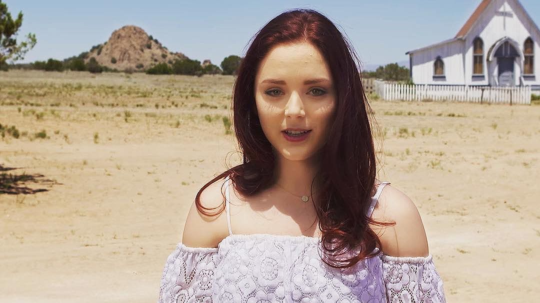 aboutnicigiri: Madison Davenport