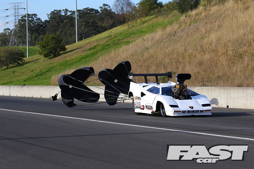 2500bhp Drag Lamborghini Countach | Gaskustoms