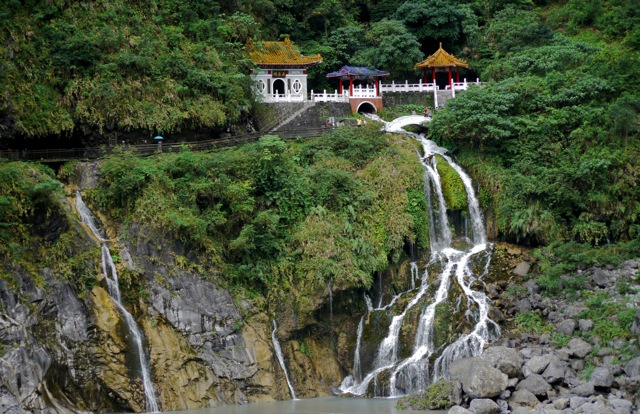 Year of the Labbit: Eternal Spring Shrine, Taroko National Park, Taiwan