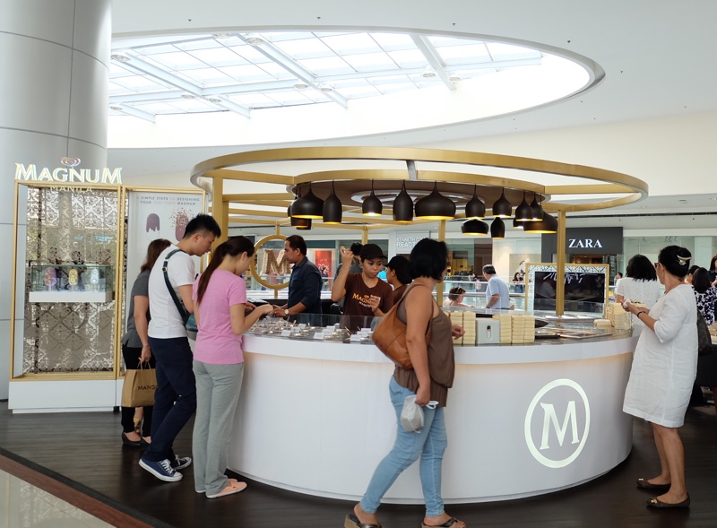 Make Your Own Magnum Bar Experience at Magnum Manila Mall of Asia ...