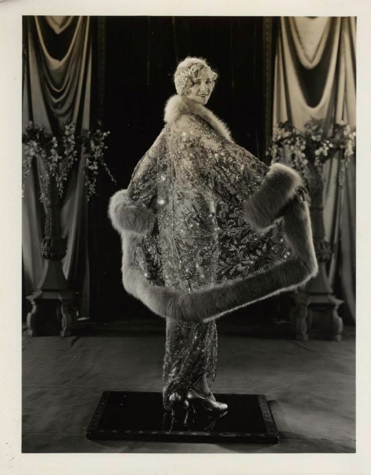 37 Beautiful Vintage Shots From 1927 Silent Movie ‘Fashions for Women ...