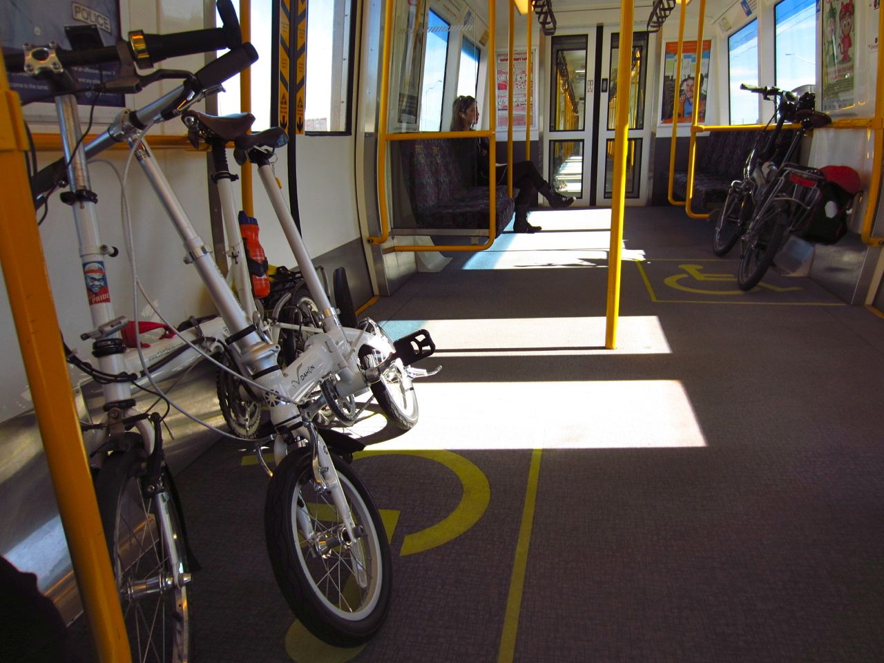 Love the Fold: An Easter Bicycle - the Dahon Dove