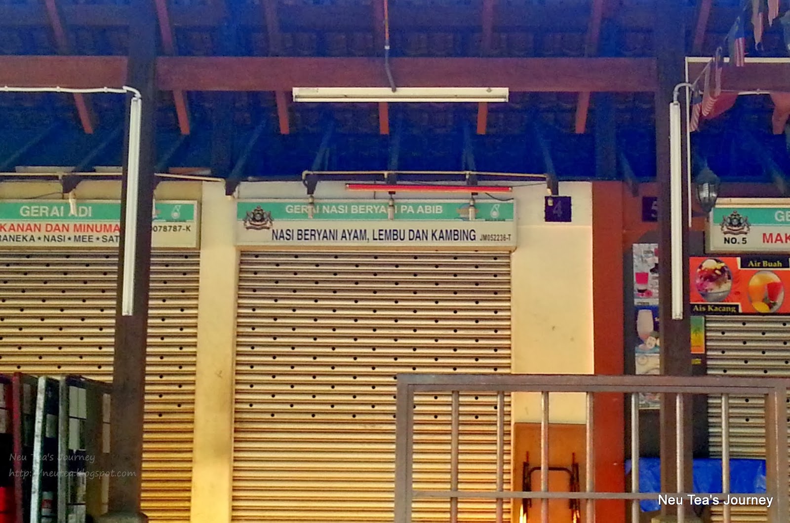Neu Tea's Journey: Gerai Tepian Tebrau (Food Stalls in a Hawker Centre)