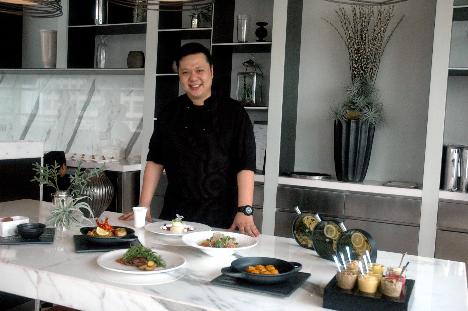 DUDE FOR FOOD: Flame Restaurant Fires Up For Lunch