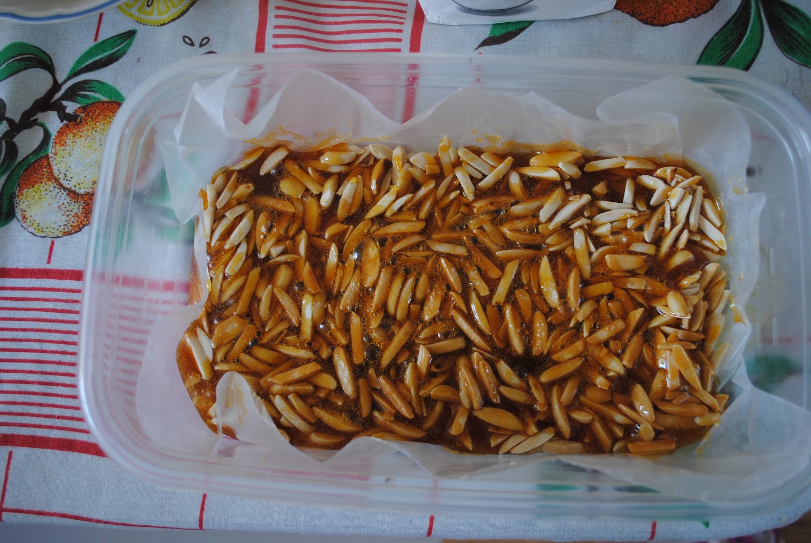 LaBelleMadeleine: Italian Traditions: Croccante Recipe