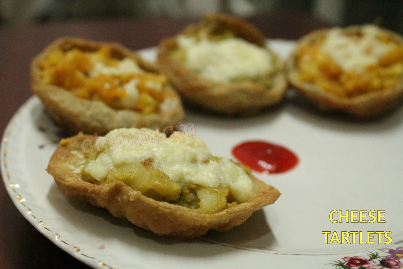 Potato & Cheese stuffed tartlets ~ Home cooking