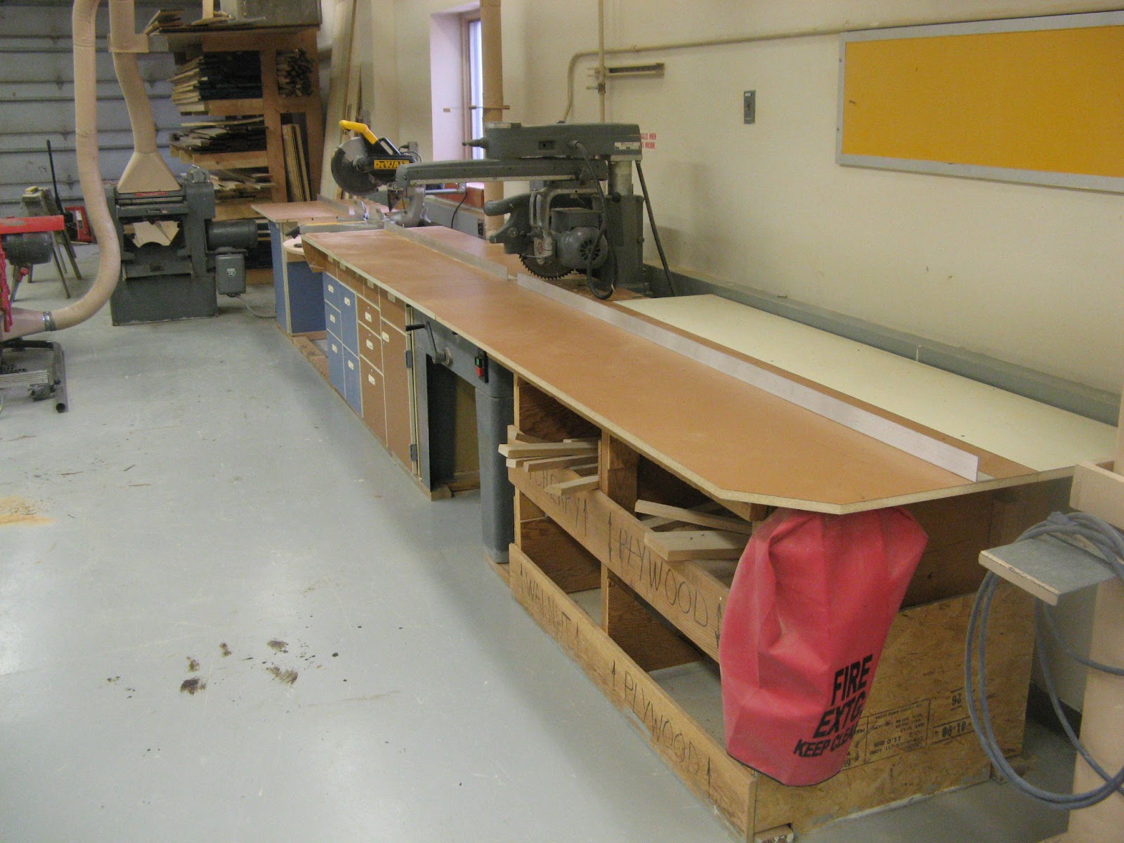woodshop/ Metal Shop: The New Cutting Bench