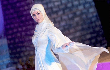 Chechen Fashion Designer In Hijab | Hijab Styles, Hijab Pictures, Abaya ...